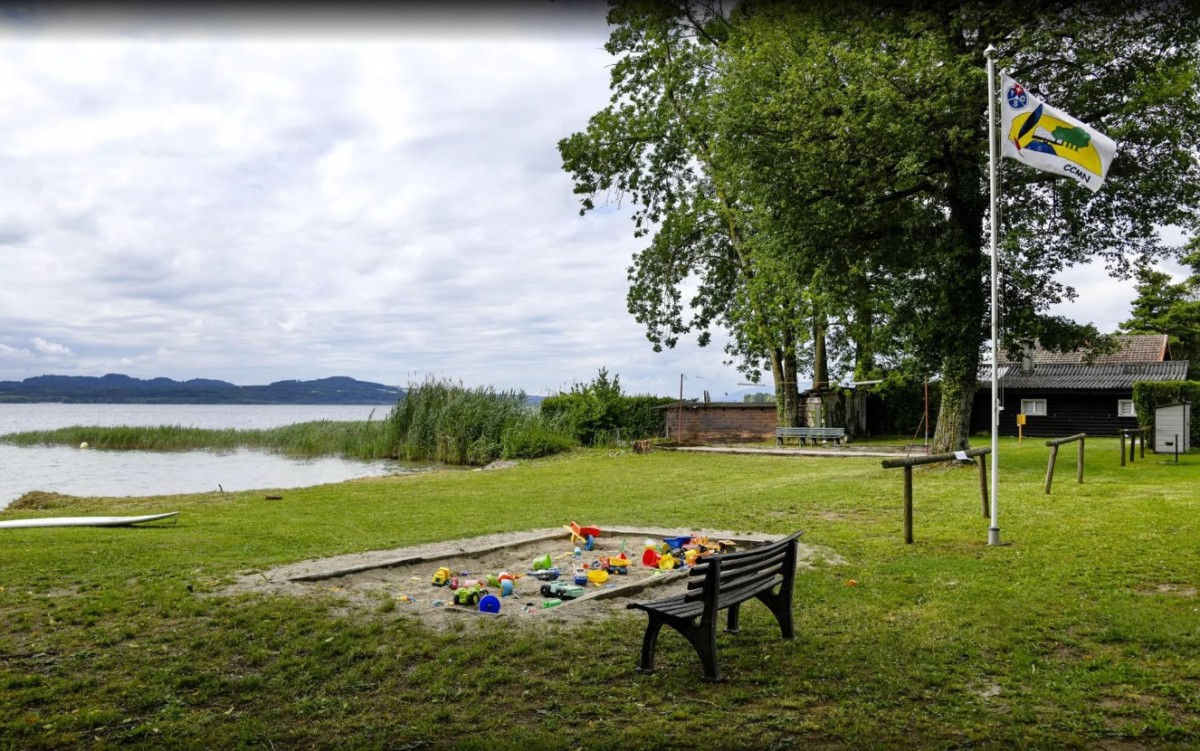 🏖️ Plage du Port des Filles - Concise | Lac de Neuchâtel - Région Jura ...