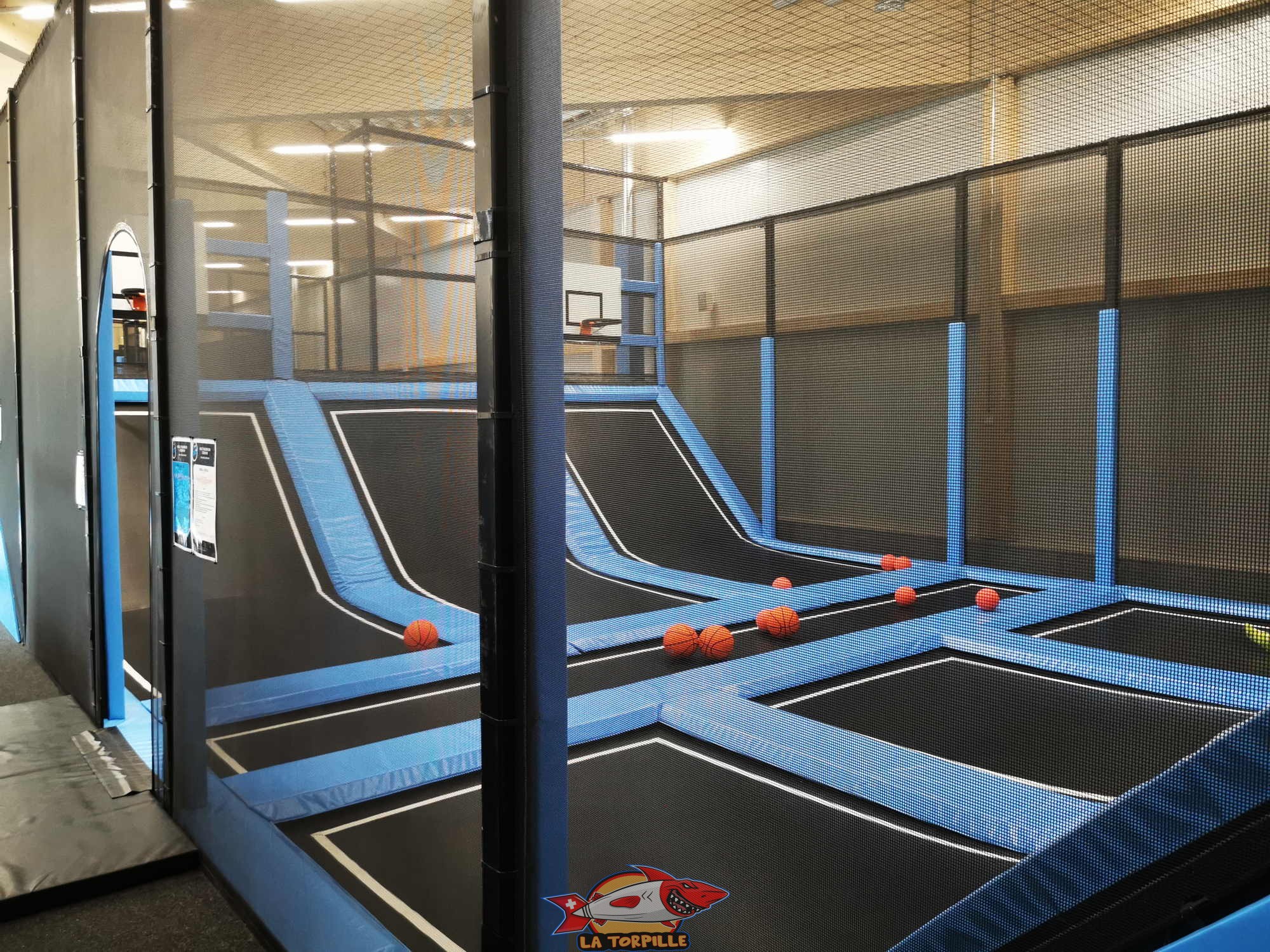 🤸🌊 XStream Park - Collombey-Muraz | Trampolines - Indoor Surf ...